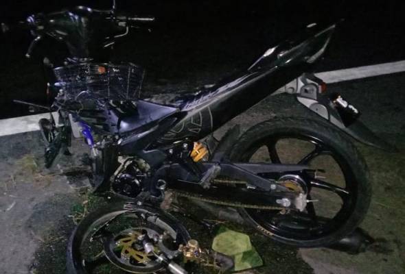 Padah berlumba, dua maut, lima parah berlanggar sesama sendiri | Astro ...