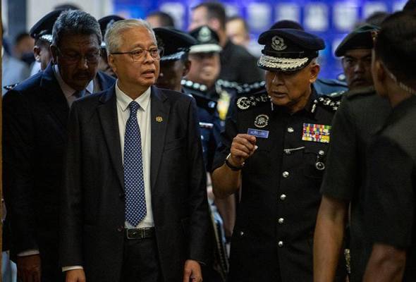 Banjir: Hampir 70,000 sedia dikerah hadapi banjir - PM Ismail Sabri ...