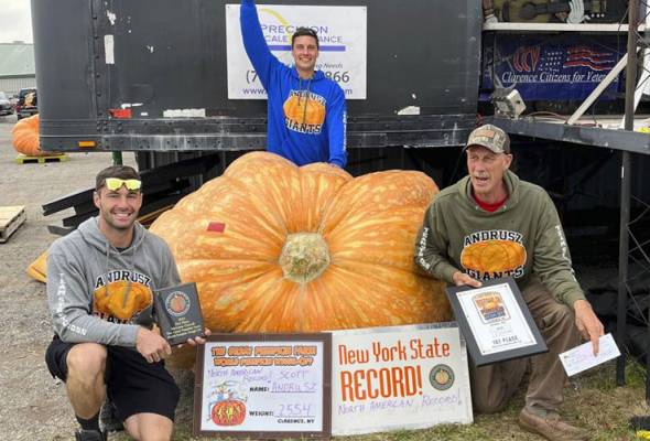 Labu 'super' seberat 1,158kg catat rekod baharu AS | Astro Awani