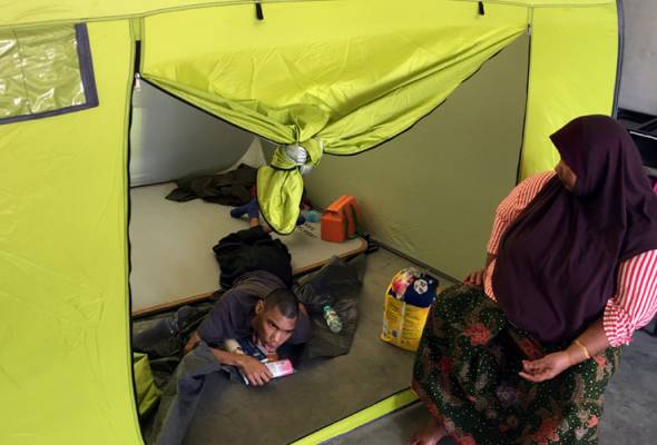 Number of flood evacuees in Alor Gajah rises to 38 | Astro Awani Number of flood evacuees in Alor Gajah rises to 38 | Astro Awani