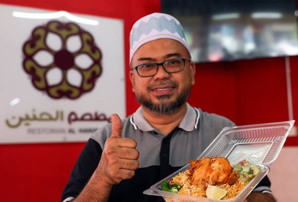 Food operators doing their bit to encourage more people to vote | AWANI ...