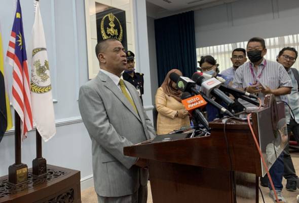 MB Perak umum senarai portfolio Exco | Astro Awani