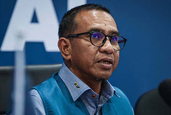 Zainol Fadzi appreciates name in list of candidates as Perak MB | AWANI ...