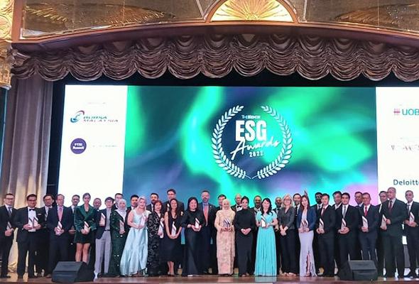 44 syarikat terima penghargaan amal prinsip ESG terbaik | Astro Awani