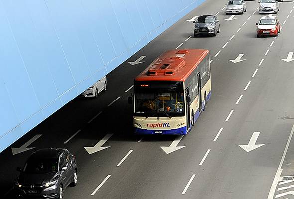 LRT tergendala: Rapid KL tambah bas perantara percuma | Astro Awani