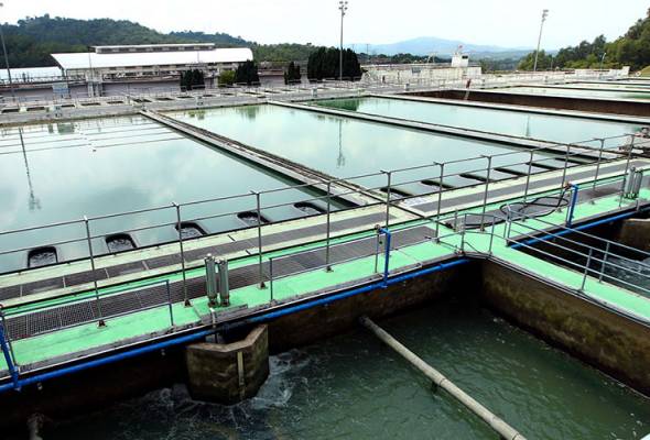 LRA Semenyih, Bukit Tampoi dihenti tugas sementara susulan pencemaran bau | Astro Awani