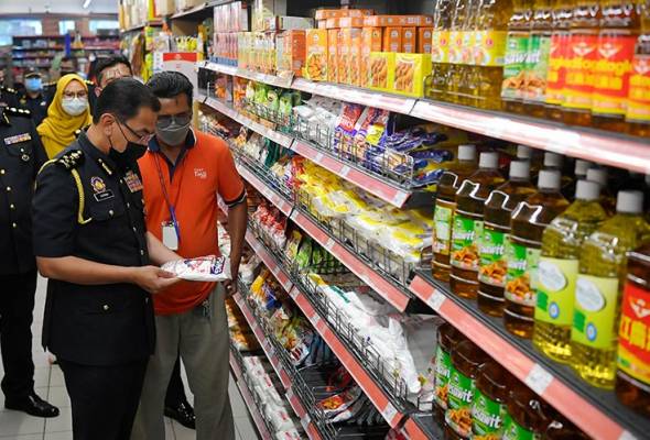Current cooking oil prices to remain unchanged until Jan 7 | AWANI ...