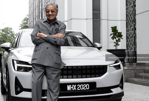 'Proton diharap keluarkan kereta elektrik sendiri' - Tun Mahathir ...