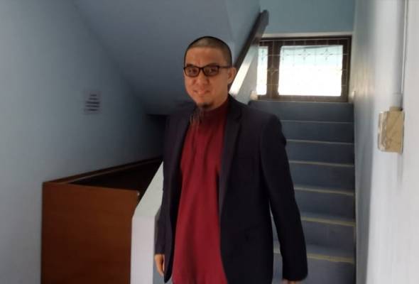 Kes Ebit Lew: Saksi tidak tahu sama ada pengadu kongsi gambar lucah ...