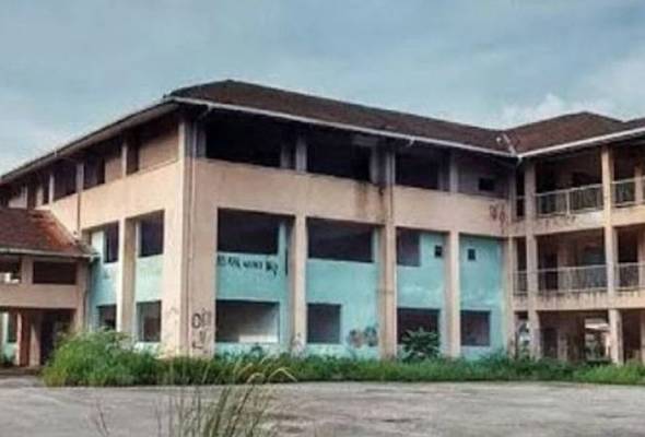 Foreigners occupying abandoned school were construction workers ...