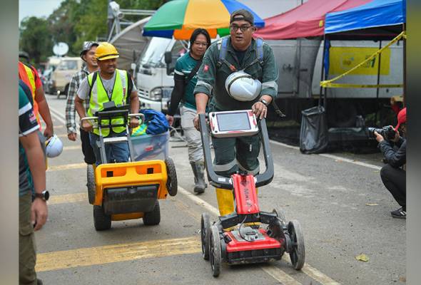 Tanah runtuh Batang Kali: Operasi SAR dibantu alat GPR kesan jasad ...