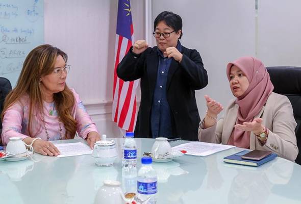 Fadhlina gives assurance on attention for PwD students, special ...