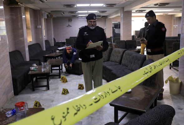Pakistani Taliban attacks police outpost, killing three officers ...