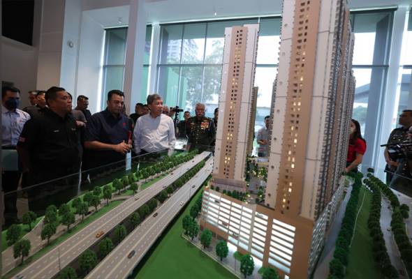 Carian mengenai topik sateria-residensi-platinum | Astro Awani