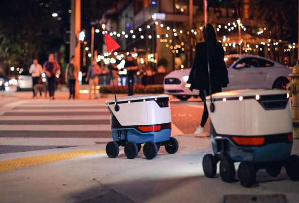 Robots are stepping up to takeout delivery | Astro Awani