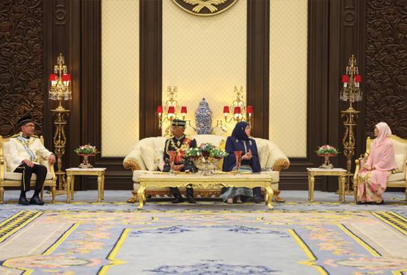 Istiadat pengurniaan pingat Wilayah Persekutuan yang terakhir ...