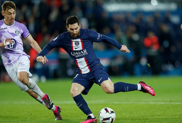 Zanetti dedah Inter pernah cuba lamar Messi selepas tinggalkan ...