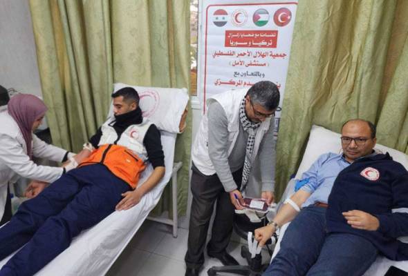 Gempa bumi Turkiye, Syria: Penduduk Palestin derma darah untuk mangsa ...