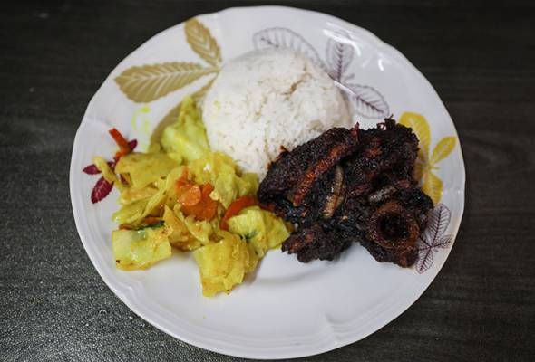 Pengalaman ikat perut di KL, dorong peniaga perkenal nasi bajet sejak ...