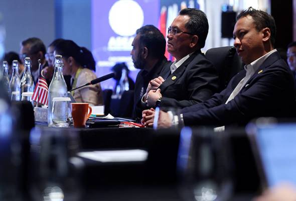 Rakan dialog ASEAN berminat sokong pelancaran 5G Malaysia | Astro Awani