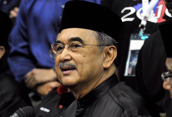 New Melaka CM to be sworn in tomorrow - State Secretary | AWANI ...
