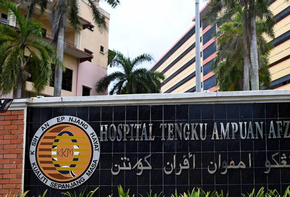 Isu pakaian di HTAA: Salah faham antara pengawal keselamatan, pelawat ...