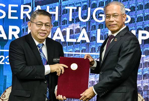 Jadi Datuk Bandar Kuala Lumpur tugas paling mencabar - Mahadi | Astro Awani