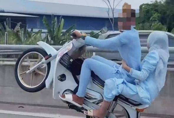Remaja mengaku salah buat aksi 'wheelie' bersama isteri berusia 16 tahun | Astro Awani