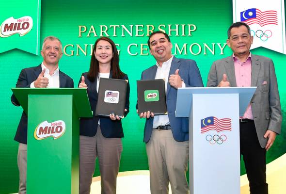 MILO, MOM perkukuh kerjasama bina negara juara | Astro Awani