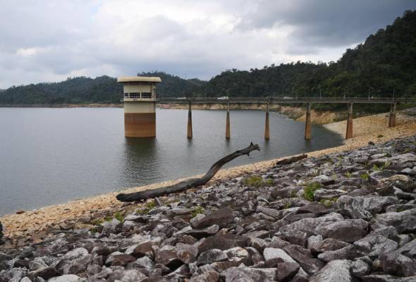 Dakwaan Empangan Chereh pecah tidak berasas | Astro Awani