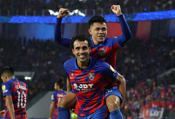 Piala FA: Hatrik Arif Aiman pastikan JDT ke final dengan pesta gol ke atas Selangor | Astro Awani