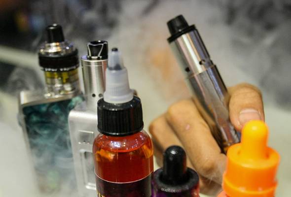 Penggunaan vape dalam kalangan remaja meningkat | Astro Awani