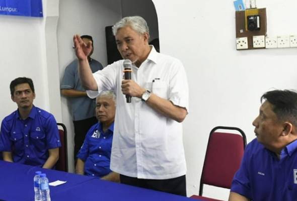 Jalan luar bandar lebih baik jika pilih Kerajaan Perpaduan - Ahmad ... Jalan luar bandar lebih baik jika pilih Kerajaan Perpaduan - Ahmad ...