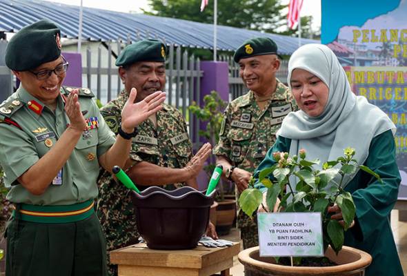 MA63: Penurunan kuasa bidang pendidikan ambil sedikit masa untuk dimuktamad - Fadhlina | Astro Awani