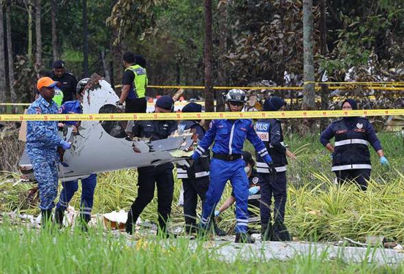 Pesawat terhempas di Elmina: Nahas timbul tanda tanya | Astro Awani