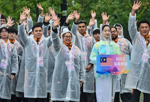 Kontinjen Malaysia diberi sambutan tradisional di Hangzhou | Astro Awani