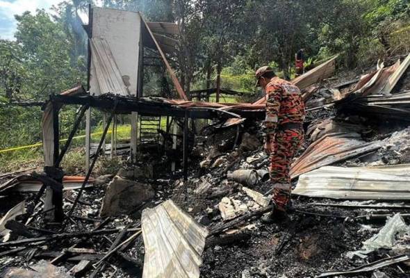 Pesakit strok rentung dalam kebakaran | Astro Awani