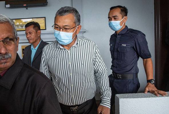 Azlan Man akan kemuka representasi kaji 10 pertuduhan | Astro Awani