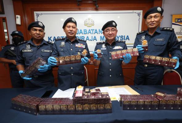 Kastam Kelantan rampas 1.86 juta batang rokok seludup di Gua Musang ...