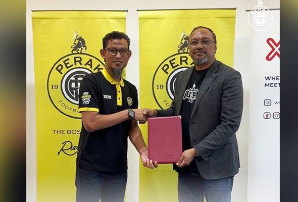 Perak FC sambung kontrak Yusri Che Lah | Astro Awani