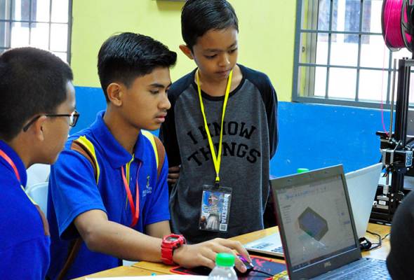 Peruntukan RM100 juta bukti kepentingan pendidikan STEM | Astro Awani