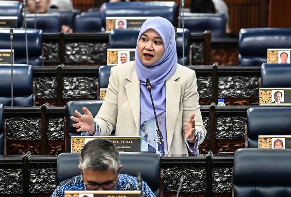 Enrolmen murid aliran STEM meningkat 45.73 peratus - Fadhlina | Astro Awani