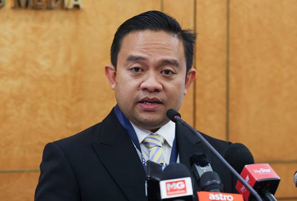 Bersatu akan bincang isu MP Labuan dalam masa terdekat | Astro Awani