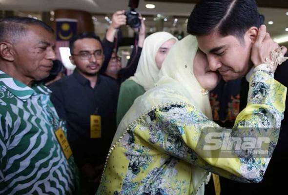 Carian mengenai topik jenayah-kolar-putih | Astro Awani