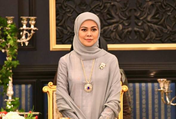 Tengku Permaisuri Selangor dimasyhurkan sebagai Canselor UIS pertama | Astro Awani