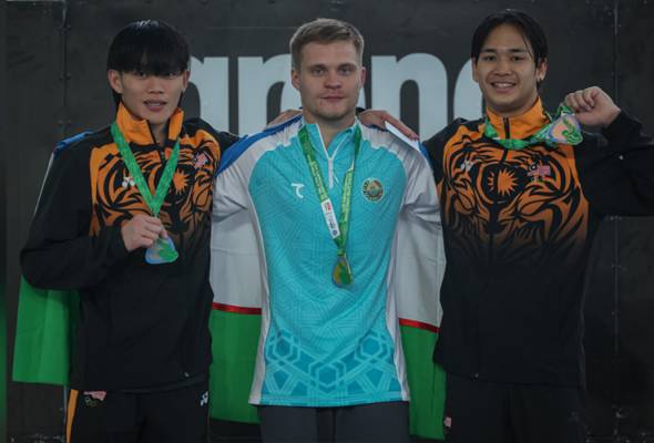 Atlet Uzbekistan kejutkan penerjun negara | Astro Awani