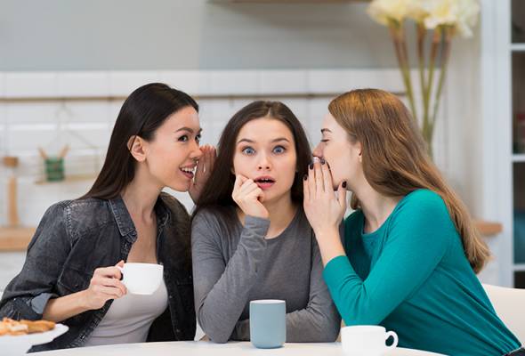 Bahaya gosip liar | Astro Awani