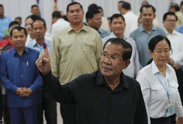 Parti pemerintah Kemboja menang besar dalam Pilihan Raya Senat | Astro ...