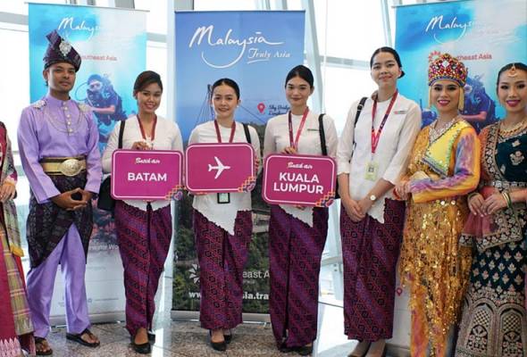 Batik Air lebarkan sayap, mula terbang ke Batam | Astro Awani