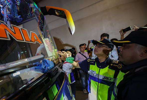 13 bas ekspres dilarang berada di jalan raya, empat pemandu positif dadah - JPJ | Astro Awani